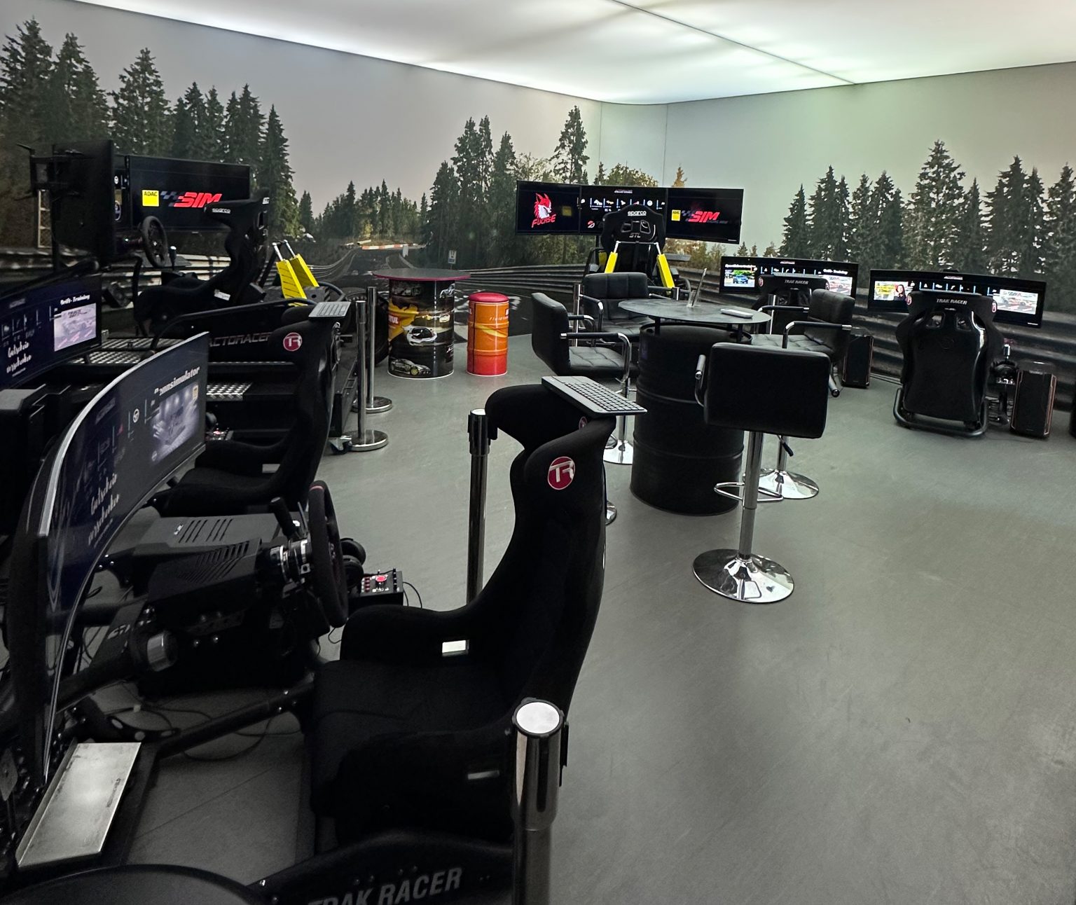 Sim Racing Center Deutschland | Actoracer Rennsimulatoren